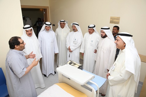 Pages - CEO Visits Ahmadi Hospital