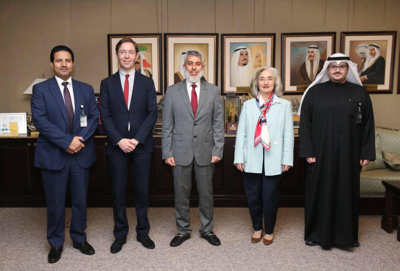 Pages - French Ambassador to Kuwait Visits KOC